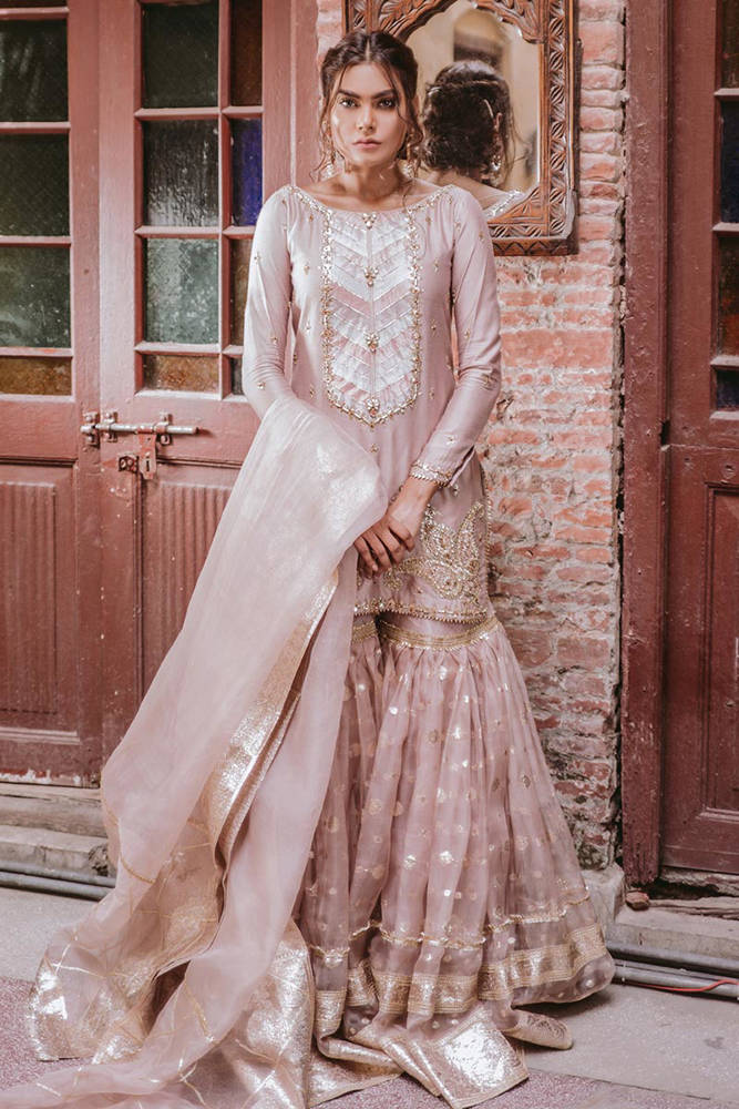 Zarrgay | Mohsin Naveed Ranjha Design Studio