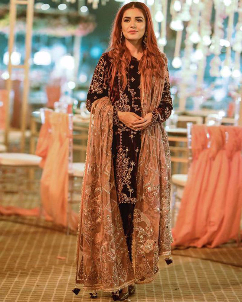 Mohsin Naveed Ranjha Design Studio. Momina Mustehsan