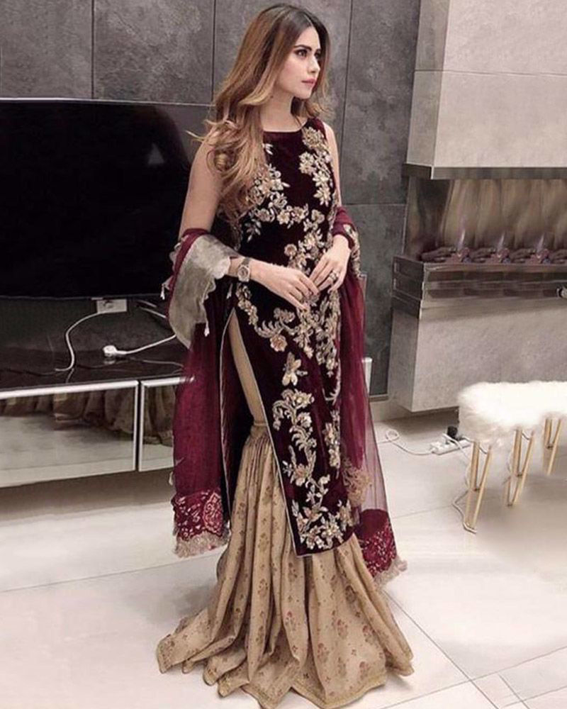 Mohsin Naveed Ranjha Design Studio. Huma Khan