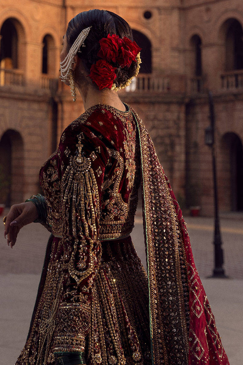 Kaif - With customized cholli | Mohsin Naveed Ranjha Design Studio