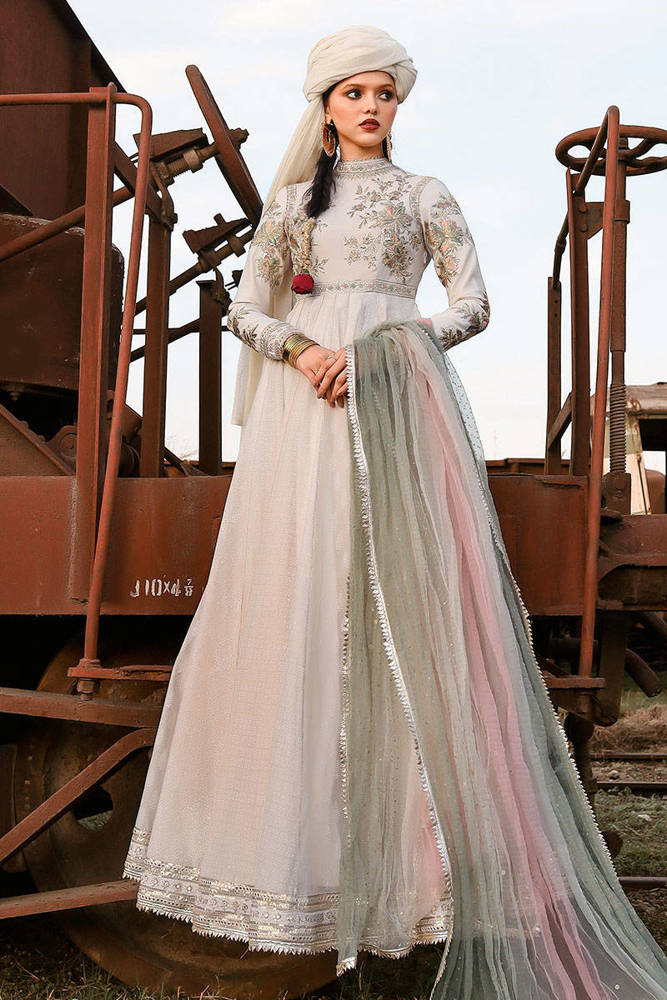 Numra | Mohsin Naveed Ranjha Design Studio